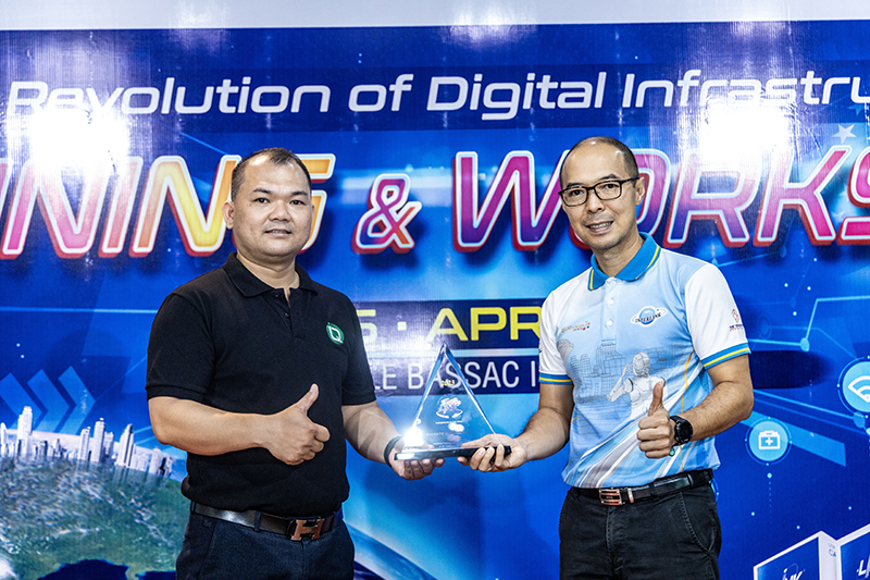 ក្រុមហ៊ុន IQ Distribution សហការជាមួយ Interlink Communication Public ប្រារព្ធកម្មវិធី “The ...